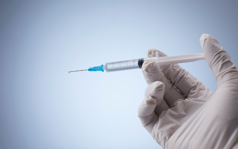 The Different Types of Safety Needles and Syringes — Pristine Medical